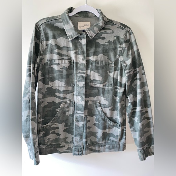 Universal Thread | Jackets & Coats | Universal Tread Camo Womans Jean ...